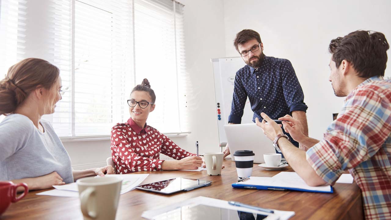 7 Best Ways to Stay Motivated at Work - Career Reload